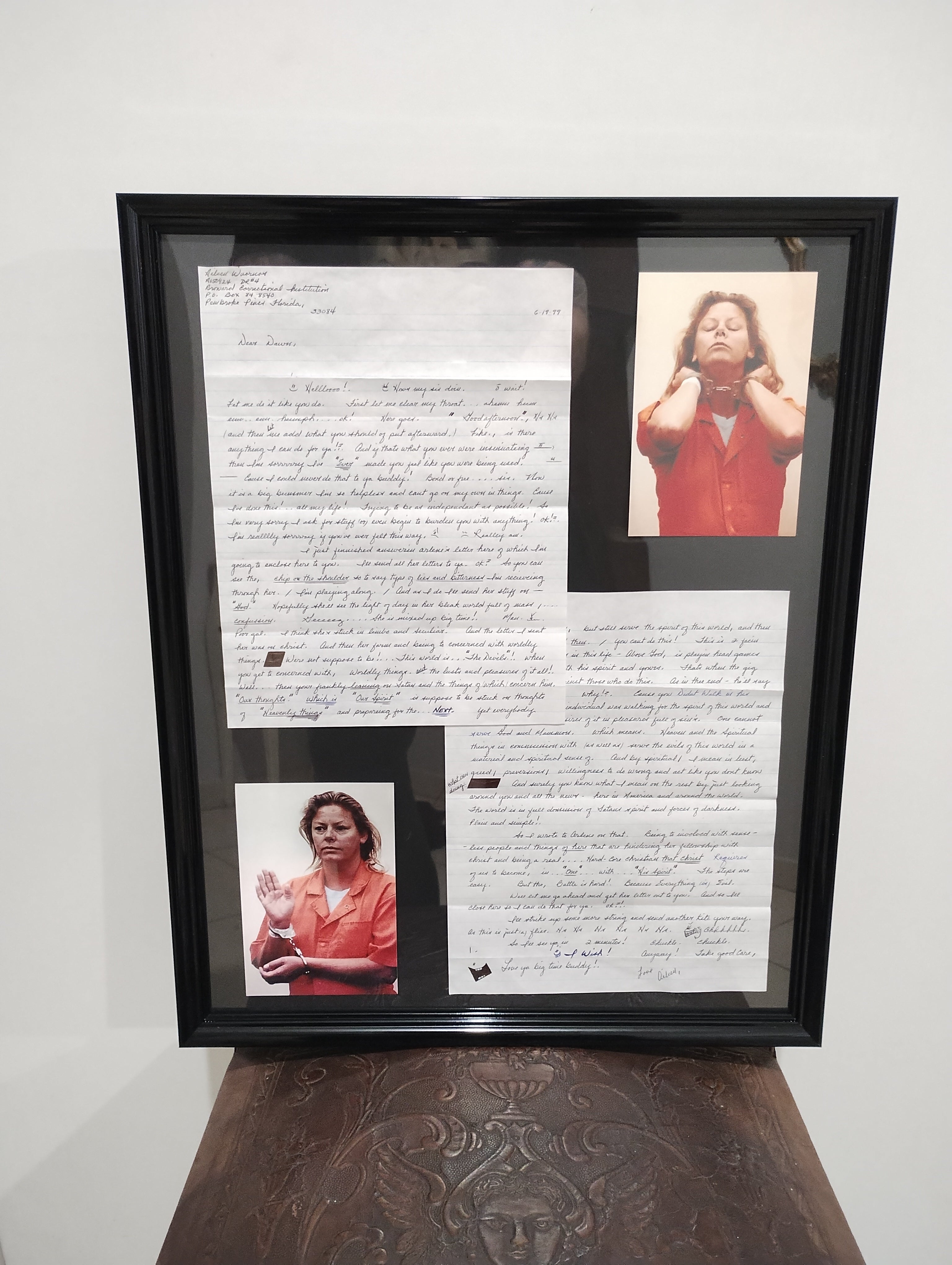 Letter of Aileen Wuornos 2 pages signed 1999 framed – Cabinet de ...